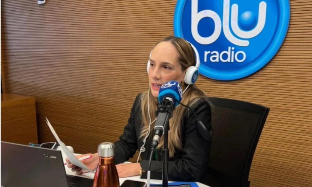 La periodista Camila Zuluaga, denuncia ser víctima de persecución e ...